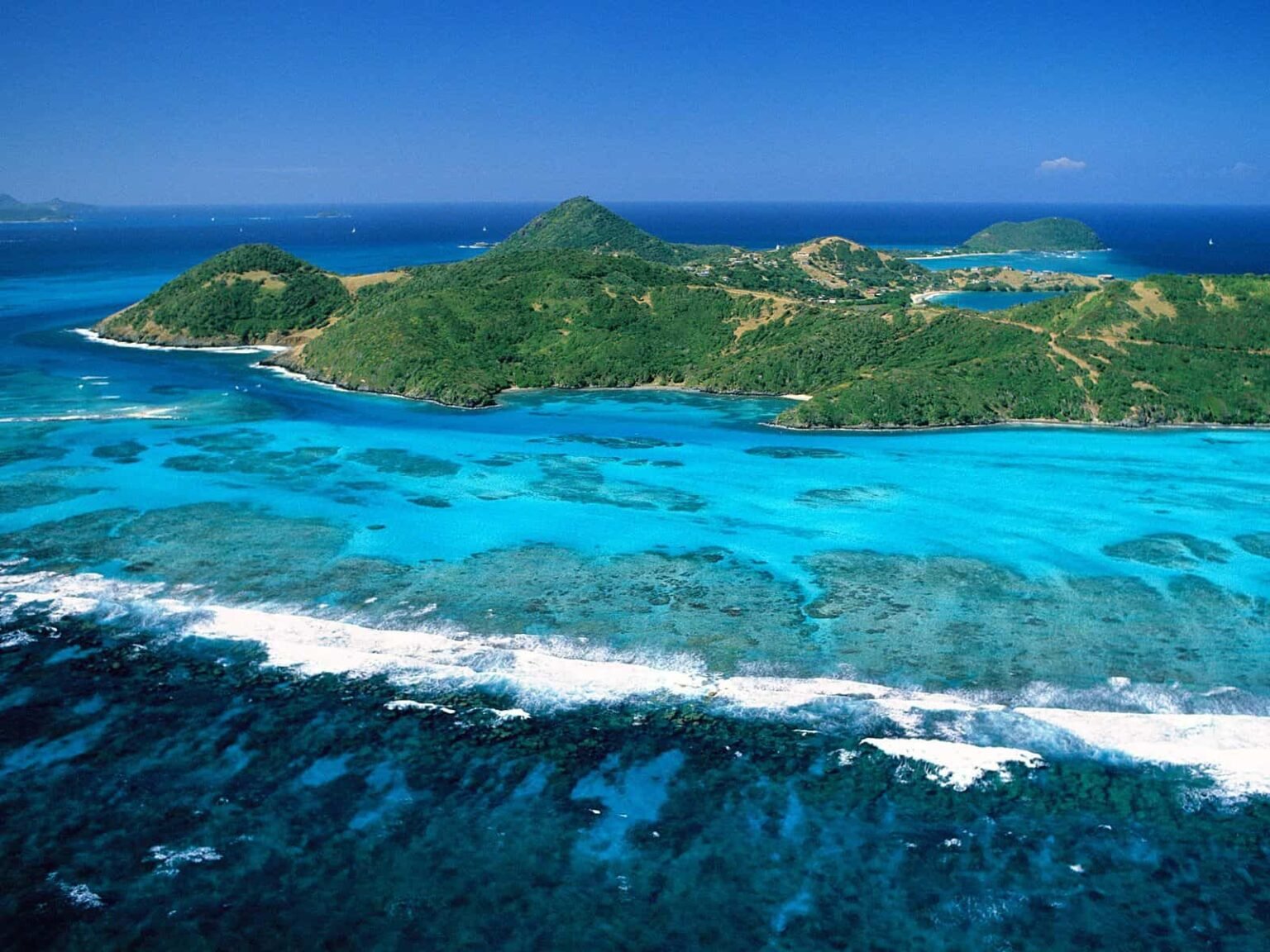 Lesser Antilles Travel Guide – Your Island Escape Awaits